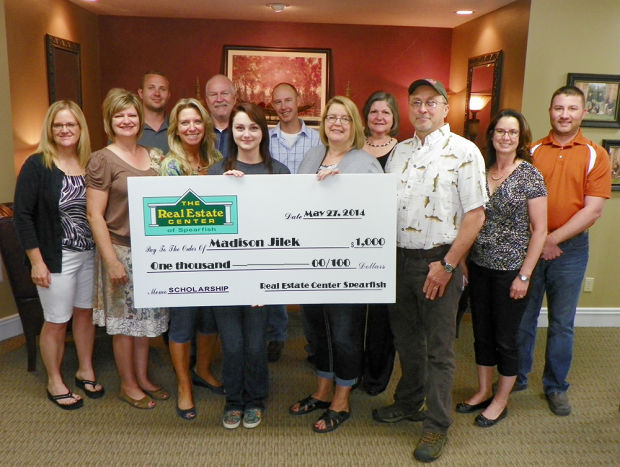 Spearfish student receives $1,000 scholarship