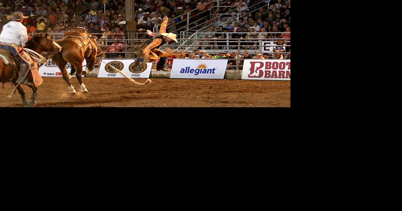 Cress sets arena record to win PRCA Xtreme Broncs