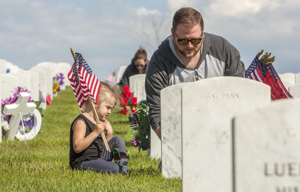 PHOTOS: Flags for Fallen Vets