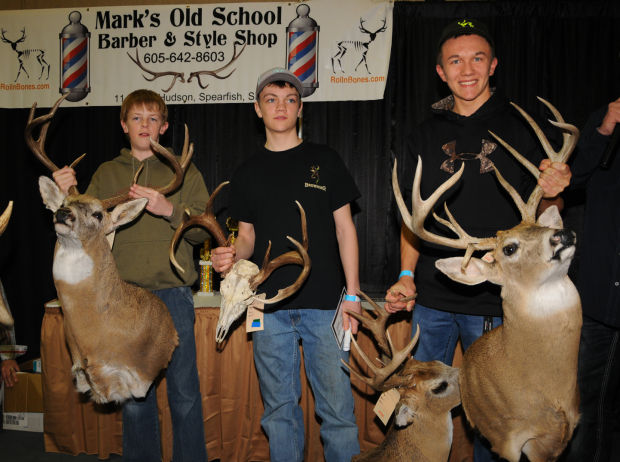 Hunting success for men, women and youth win Big Buck Contest
