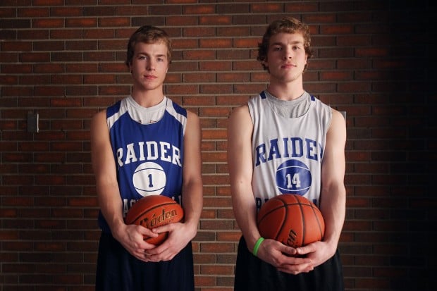 High School Basketball: Stevens’ twins working to get team to state