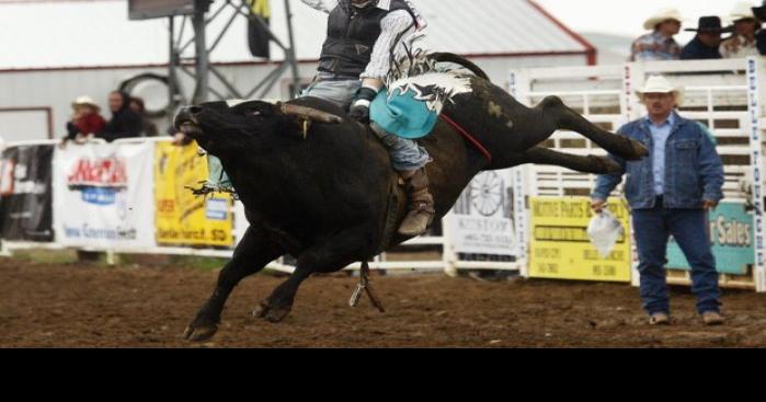 High school rodeo: Engesser sisters open in style