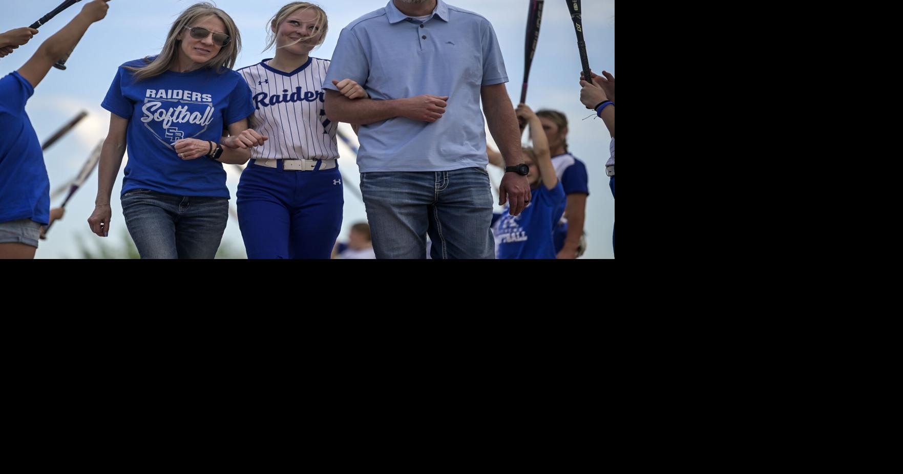 PHOTOS: Raiders softball take on Mitchell Kernels at Parkview