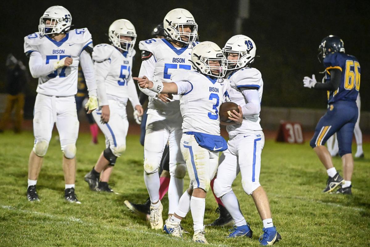 Bison stay put in latest high school football media poll