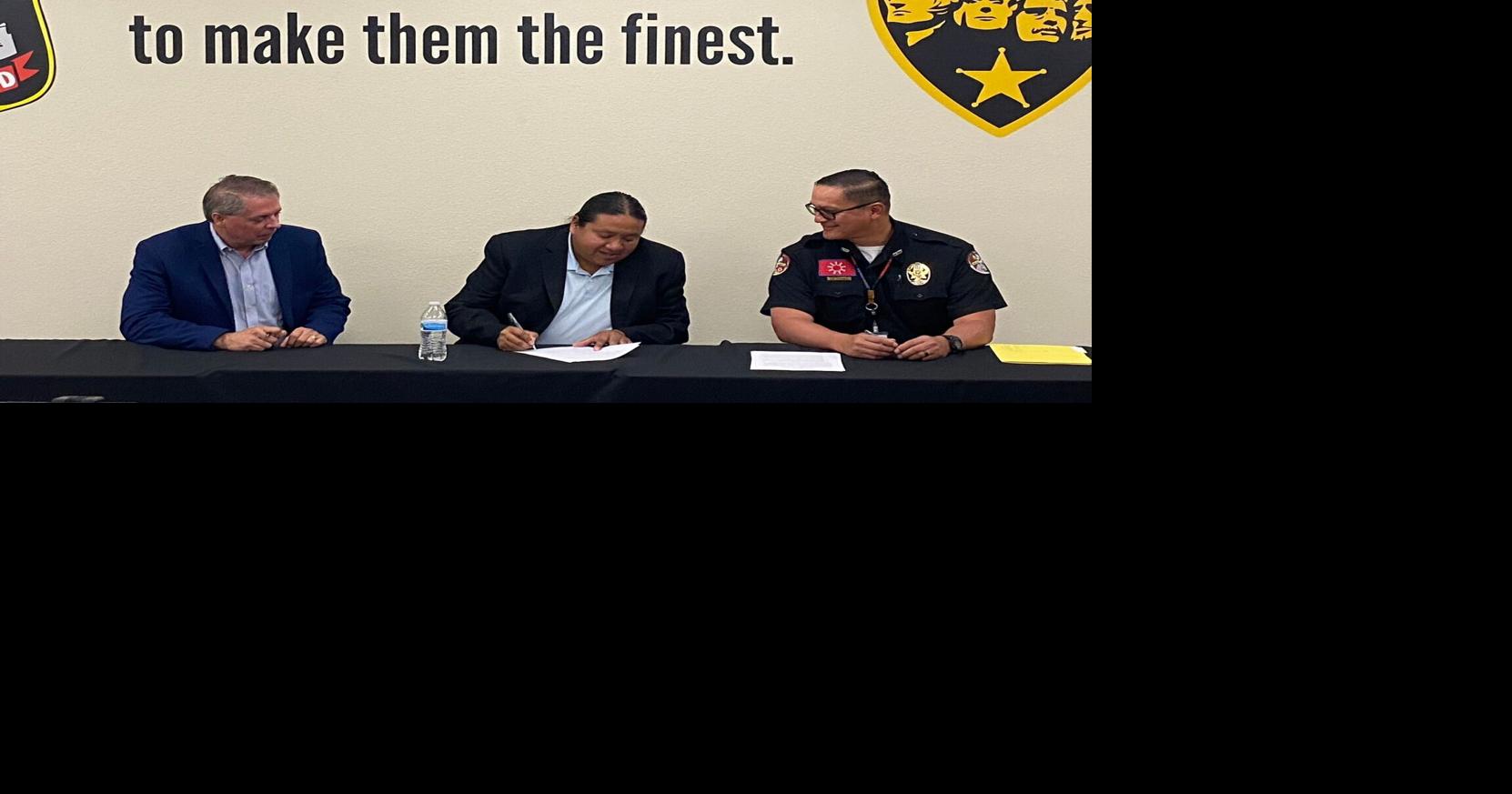 Oglala Sioux Tribe, Pennington County sign law enforcement agreement