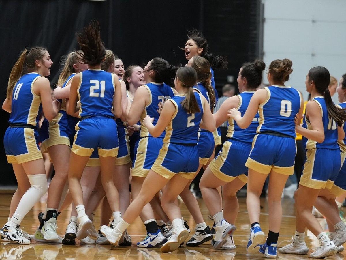 PREP ROUNDUP: Wall knocks off No. 1 Wolsey-Wessington to reach Class B ...