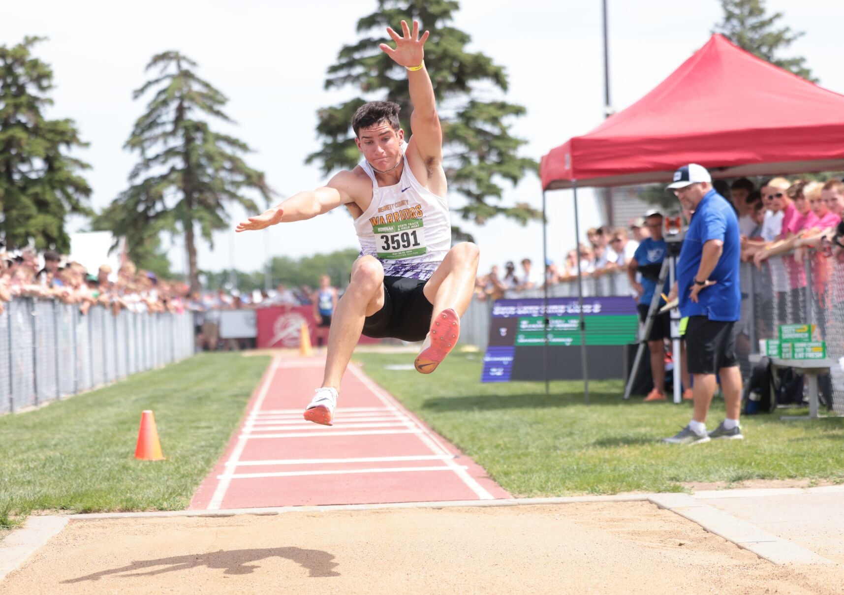 Top moments from the South Dakota state track & field meet