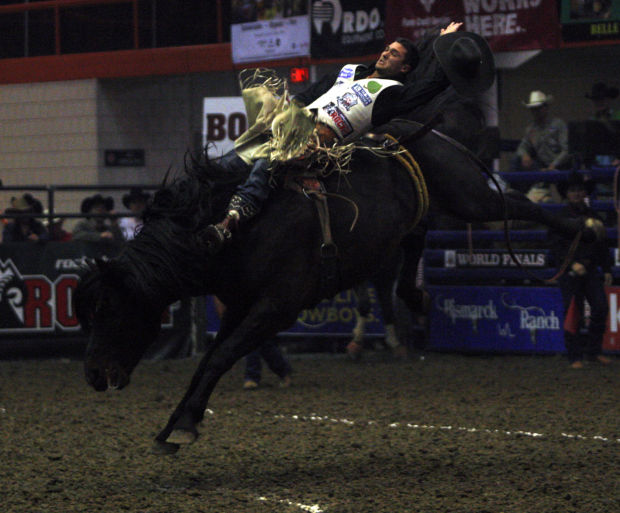 Professional Roughstock Series | Photos | rapidcityjournal.com