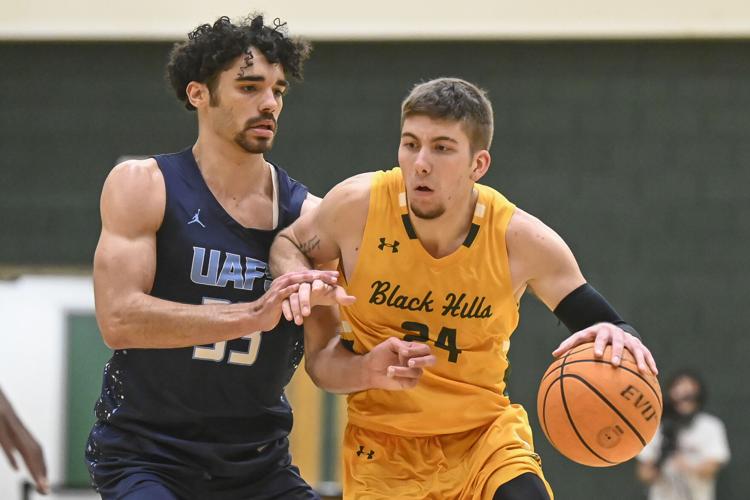 Matthew Ragsdale heats up, leads Yellow Jackets to gutsy OT win