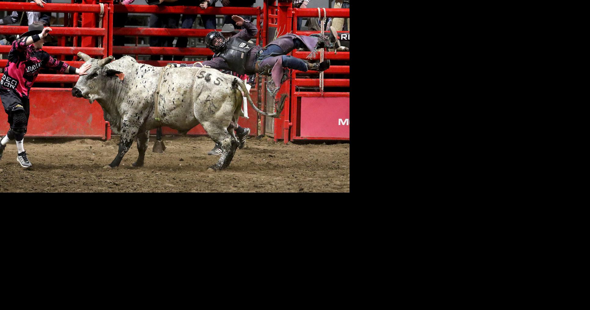 PHOTOS: Friday night at Rodeo Rapid City
