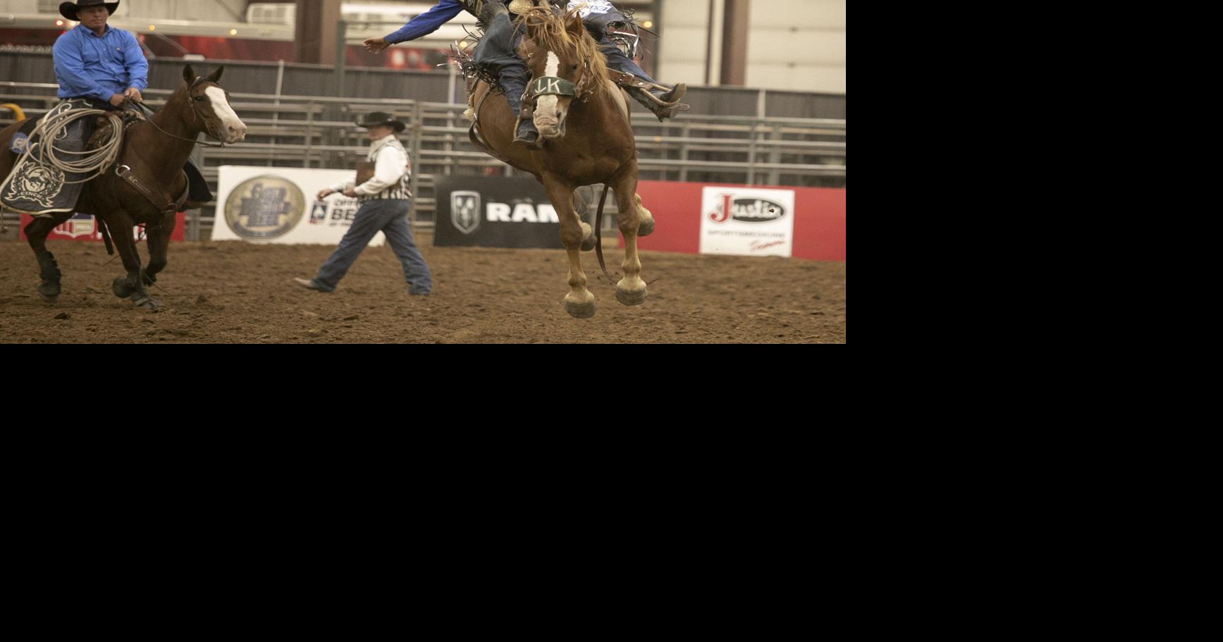 Larson earns impressive bareback win