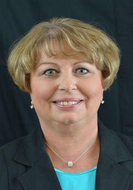 Wanda Fox's Instagram, Twitter & Facebook on IDCrawl