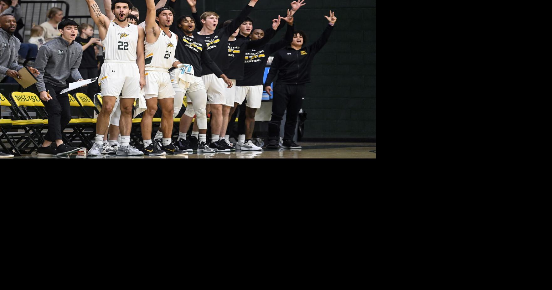 PHOTOS: Yellow Jacket men host Mountaineers