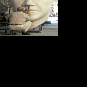 Obama statue on its way to Lead
