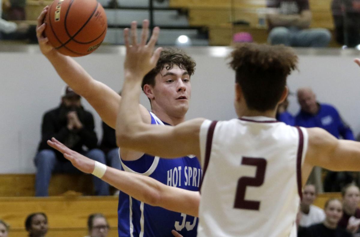 Hot Springs stuns No. 5 Thorpes and more from Thursday's high school ...