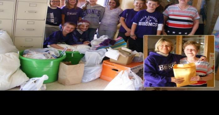 South Park students help volunteer 'Grandma'