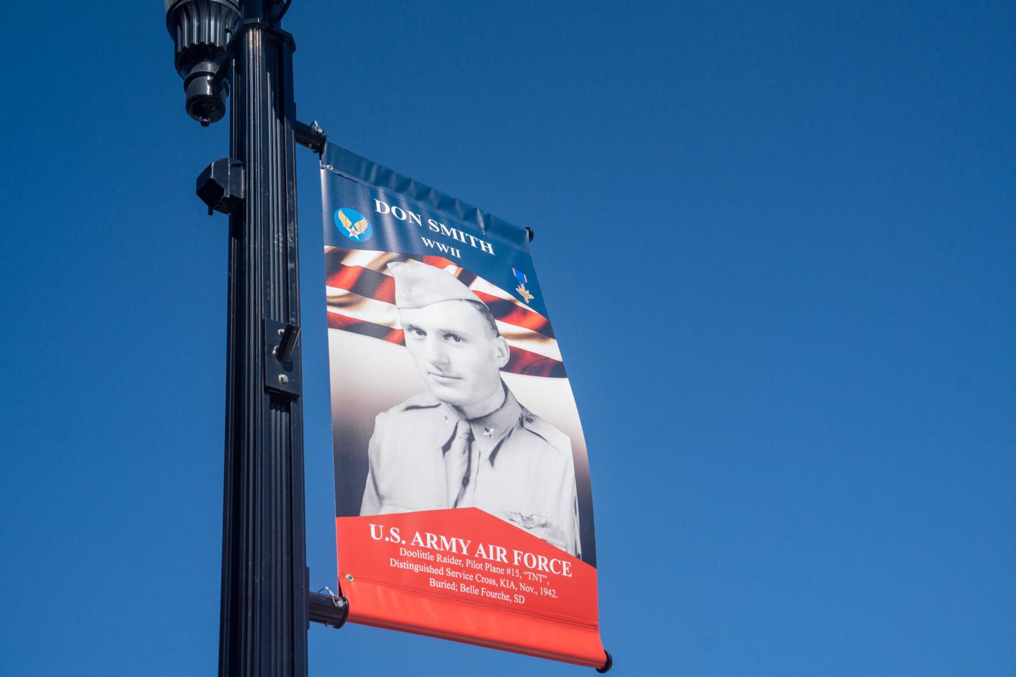 Honoring heroes: Veterans banner project spreads across city