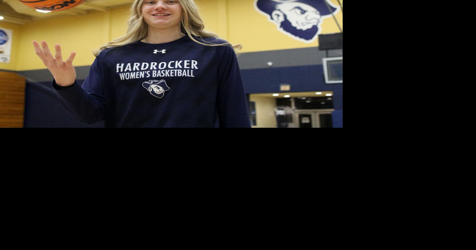 Chasing 300: SDM senior Piper Bauer closes in on lofty three-point ...