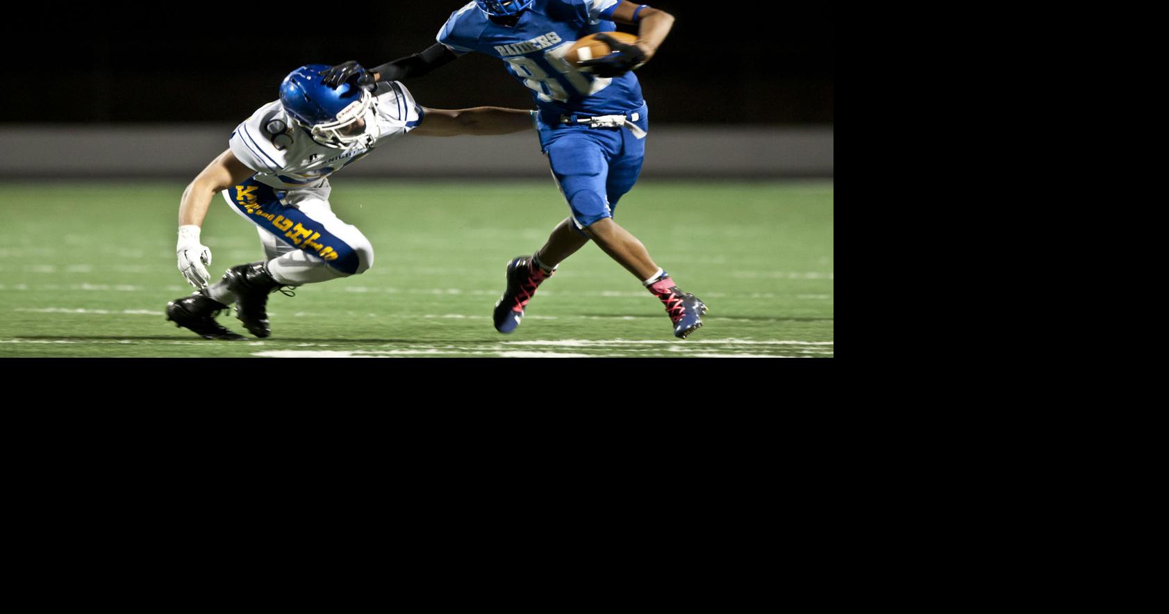 High school football: Knights give Kueter big win over Raiders