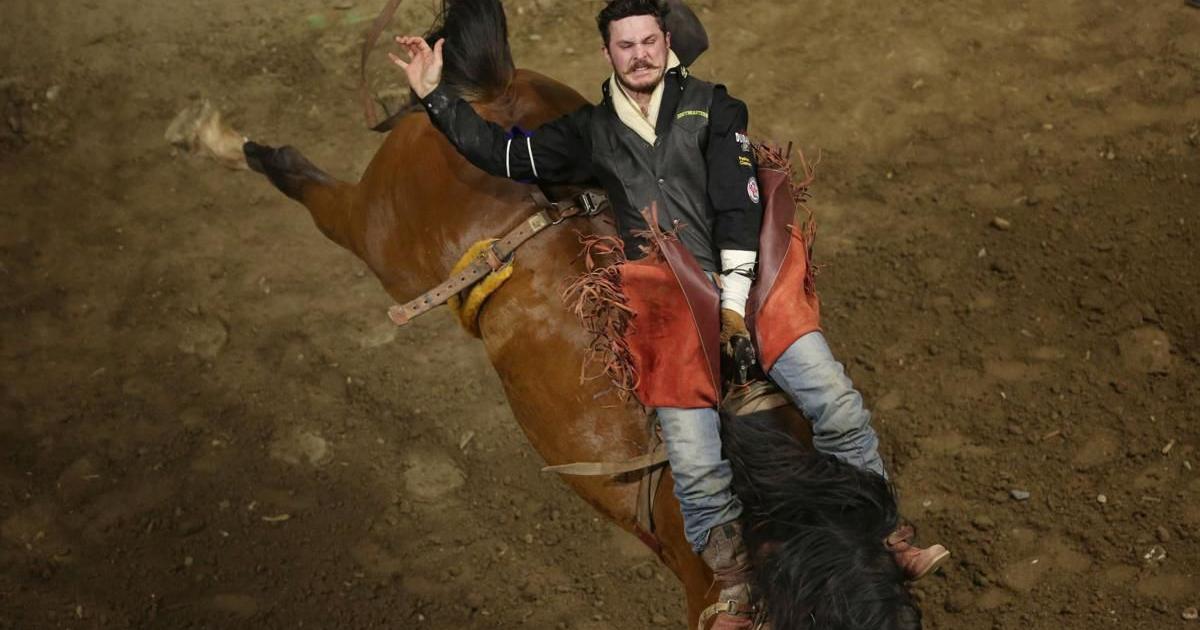 Kadoka's Dylan Riggins injured at CNFR in Casper