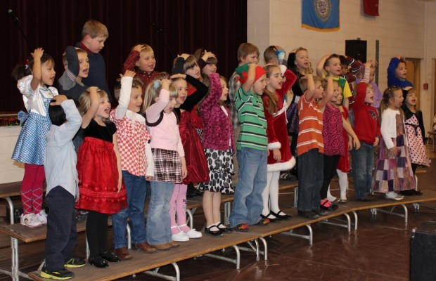 Newell holds elementary and middle school Christmas concert