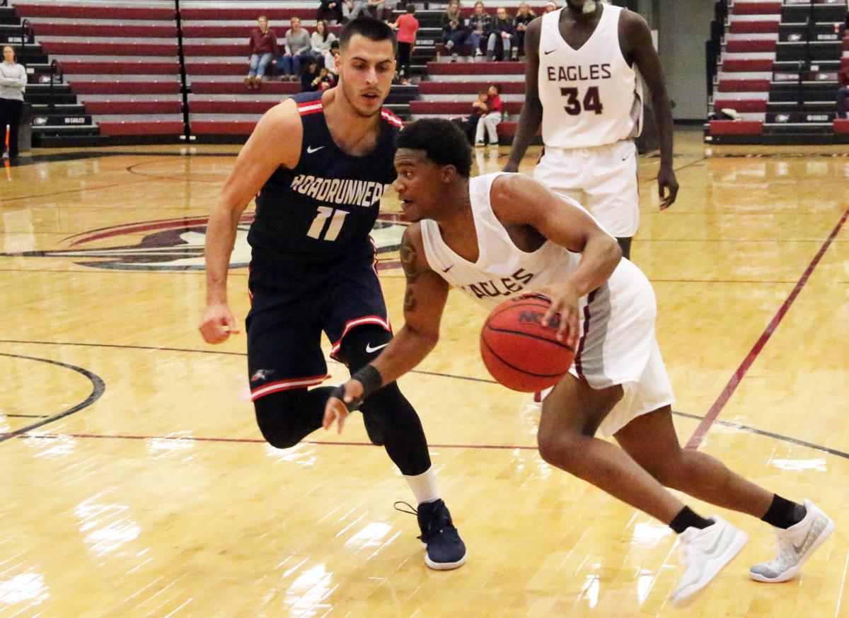 Eagles gain split during Denver trip