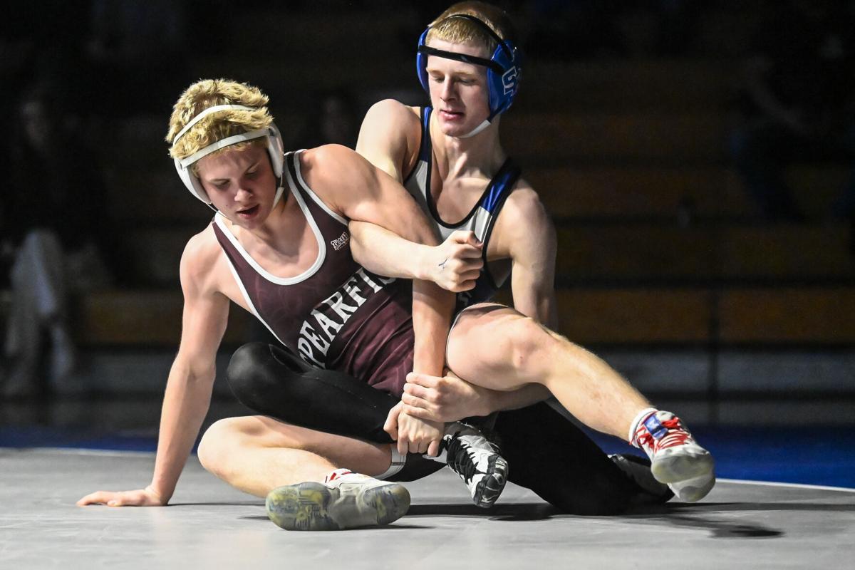 Stevens seniors show out in last home dual, topple the Spartans