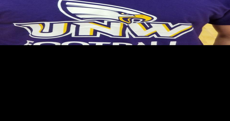 Schlabach to play football at University of Northwestern St. Paul
