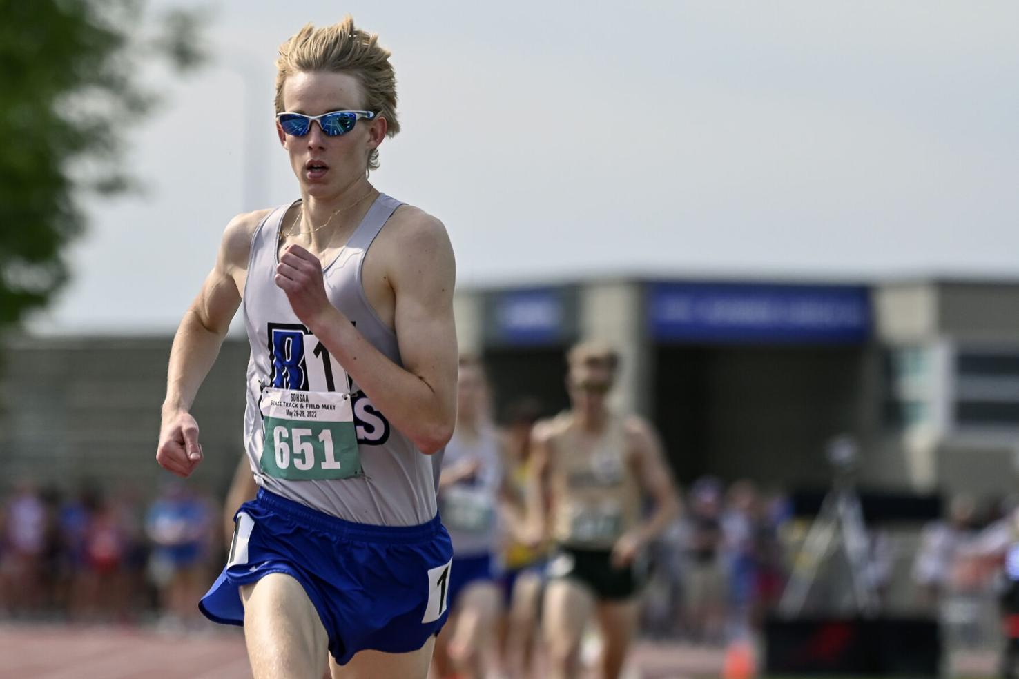 Simeon Birnbaum sets meet record at Arcadia Invitational, crushes own ...