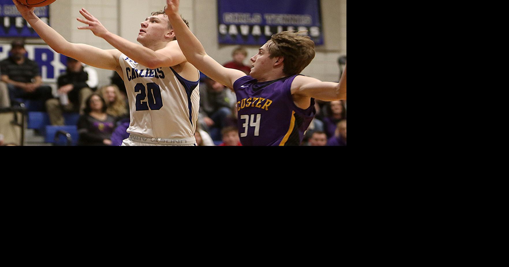 STM boys throttle Custer for SoDak 16 berth