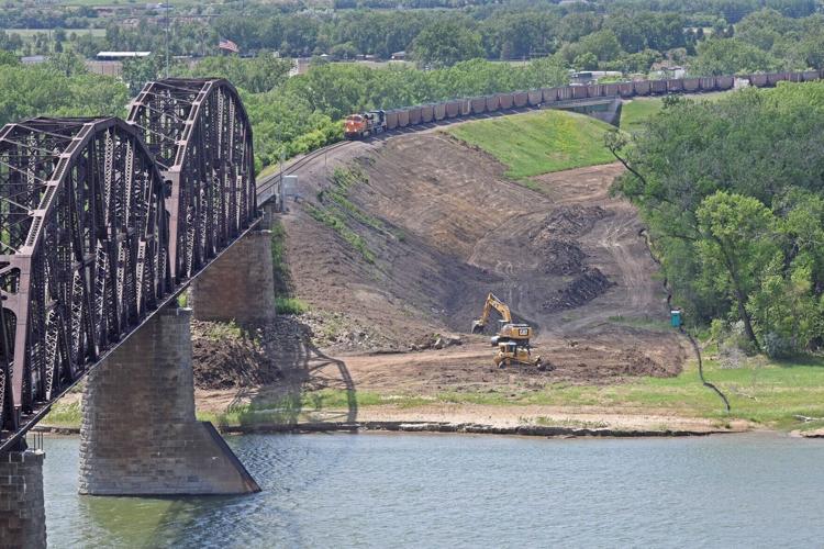 BNSF begins construction on new rail bridge over Missouri River in ...