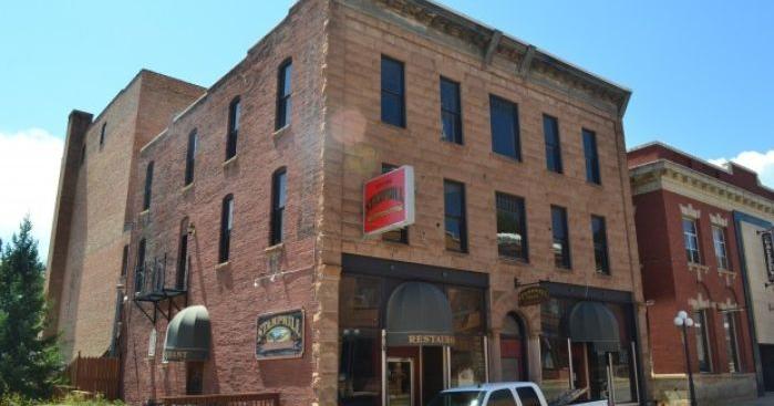 Bumpin Buffalo expands into new Lead location