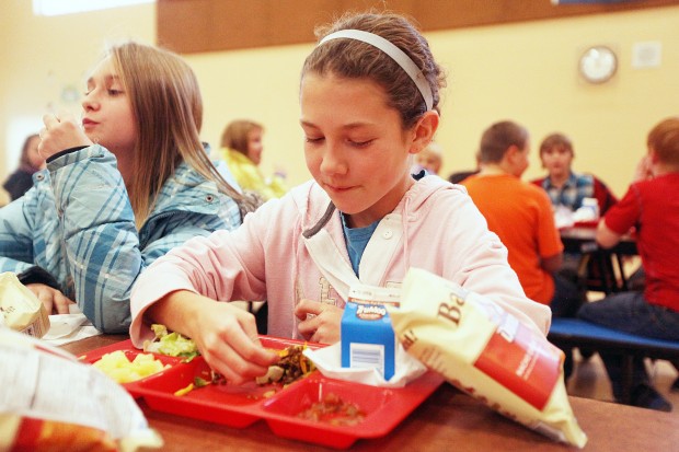 Schools manage new school lunch regulations