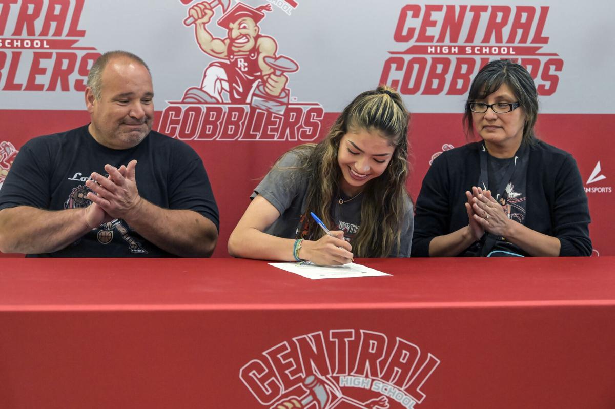 Central's Carlow, Houchin each sign NLI to continue athletic careers