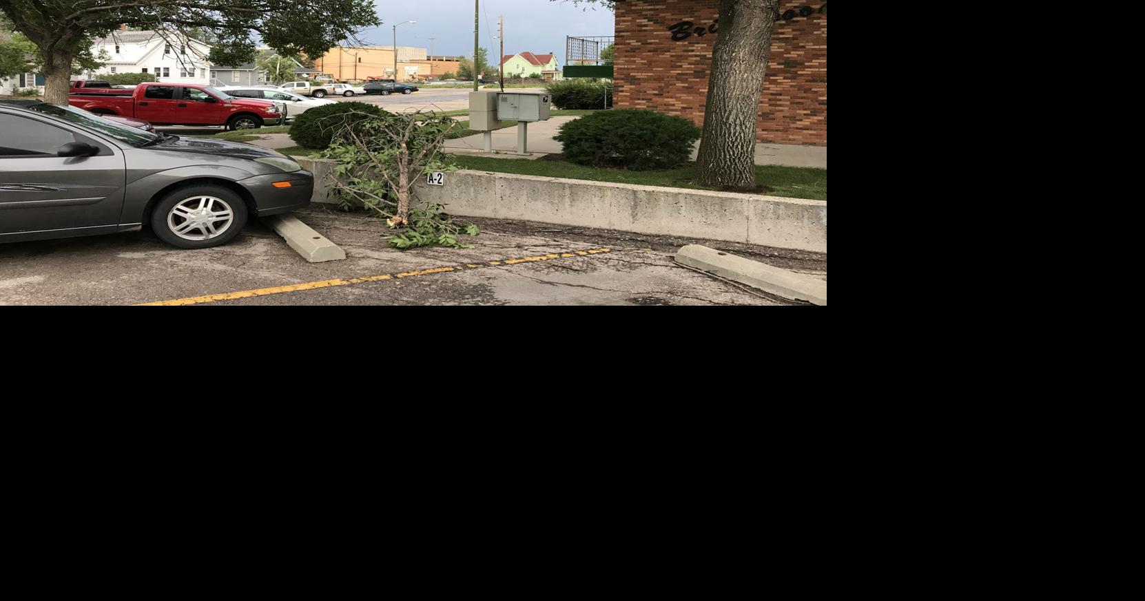 75 mph wind gust recorded at airport as storm causes minor damage