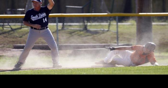 Amateur baseball: Coley tournament is a family reunion for senior players