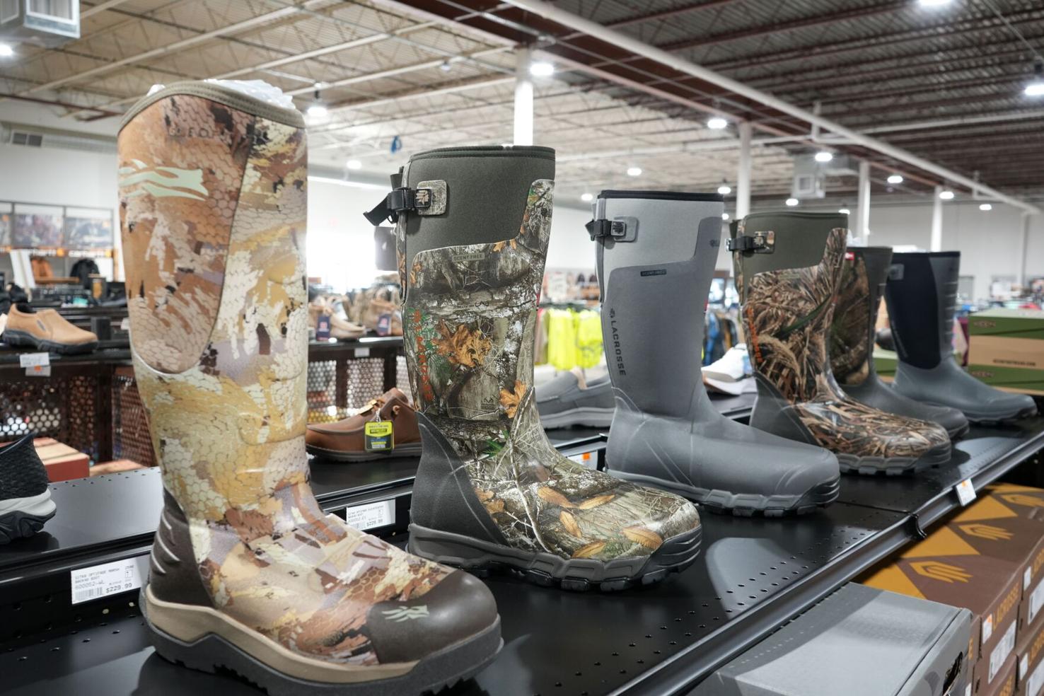 Trav's Outfitters opens in Rapid City