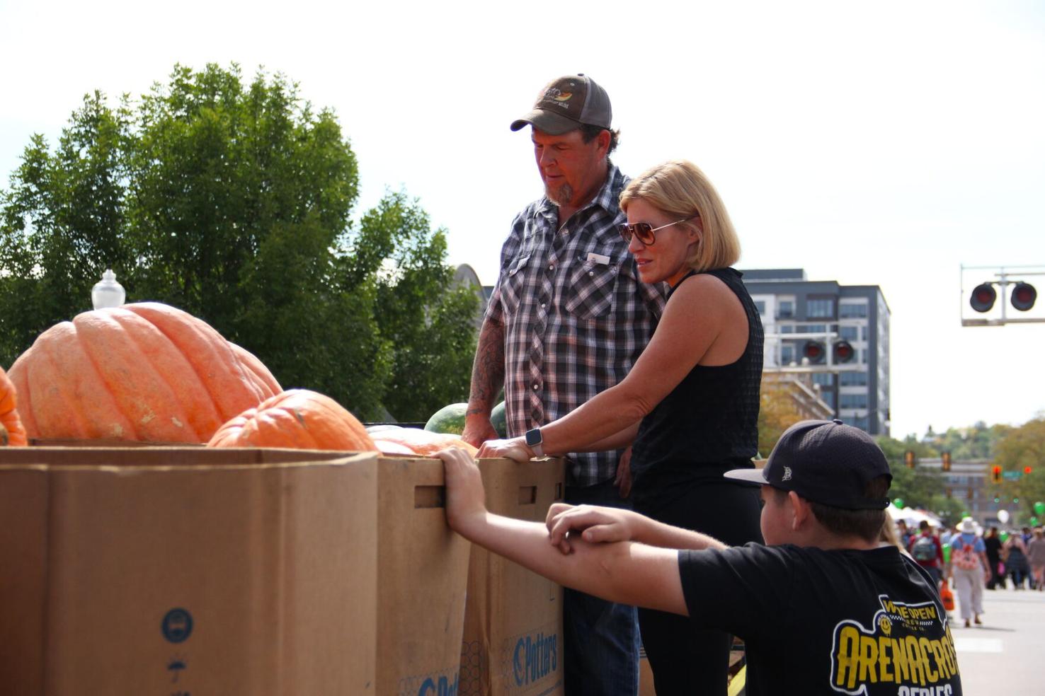 Big pumpkins, flying pumpkins, kids, dogs, music and crafts at Rapid ...