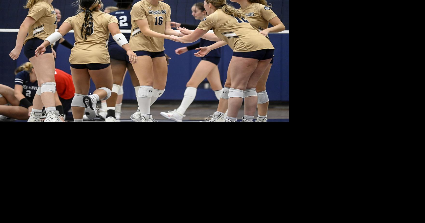 PHOTOS: South Dakota Mines volleyball host MSU Denver
