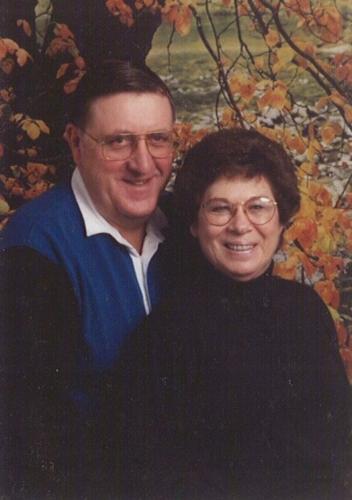 Lowell and Phyllis Dethlefs