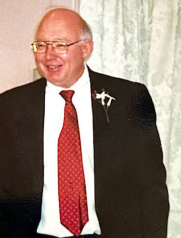 Robert J. McArthur “Bob”