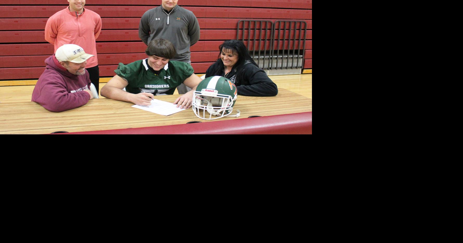 Hamilton's Coy White signs for full ride athletic scholarship at ...