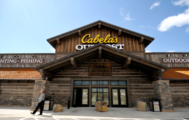 Cabela's, packing everything an outdoor family could want, prepares for ...