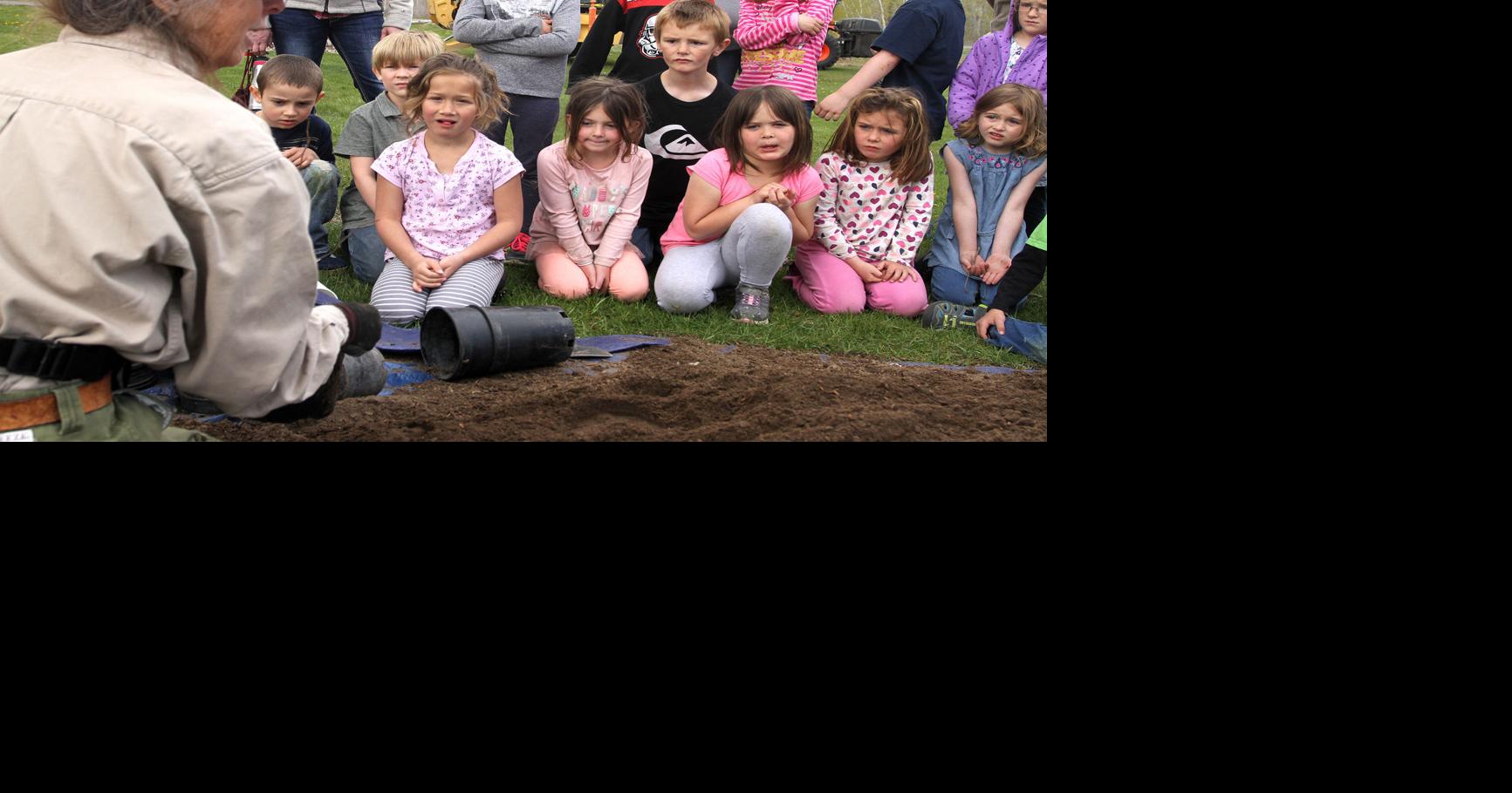 Hamilton celebrates Arbor Day with tree planting