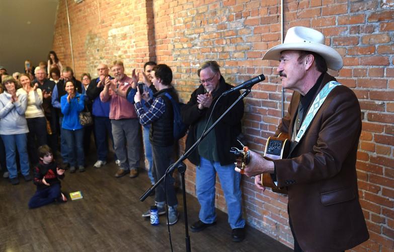 Quist already striking a chord with Democrats in race for US House