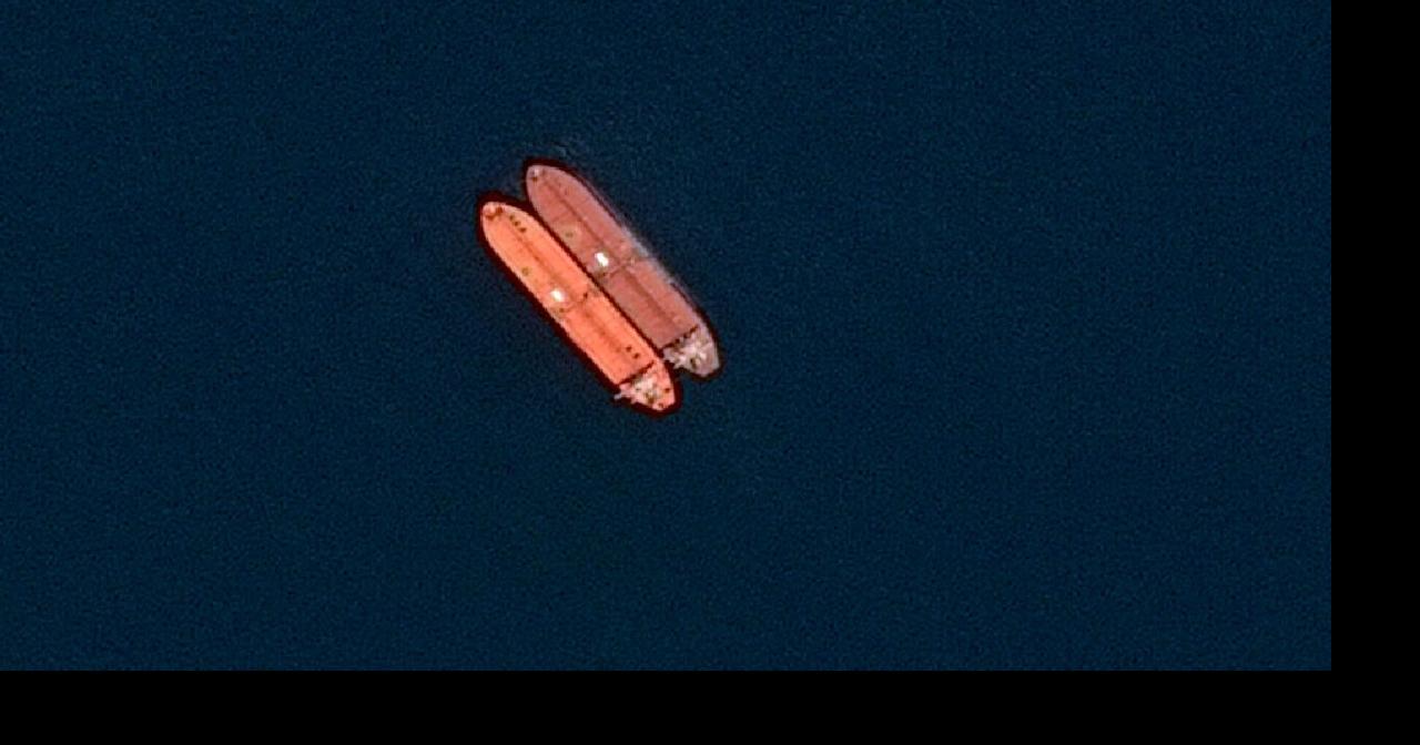 US uses Iranian smuggling tactic to sneak oil out of Gulf