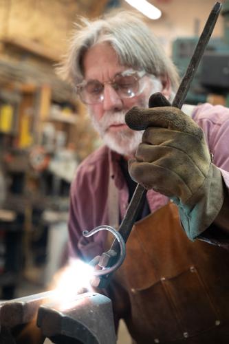 Profile of an American master: Corvallis blacksmith Glenn Gilmore