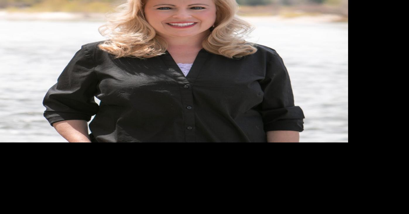 Darcy Hansen State Farm named New Business of the Year