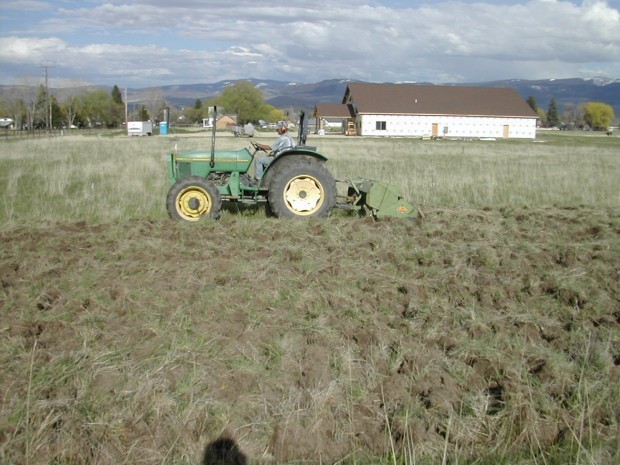 Growing garden: Sustainable Living Systems starts community garden on 1 ...
