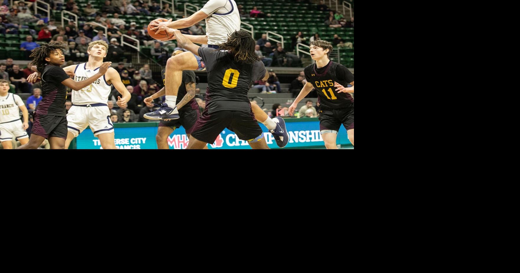 Live updates: TC St. Francis vs. Flint Beecher — boys basketball state ...